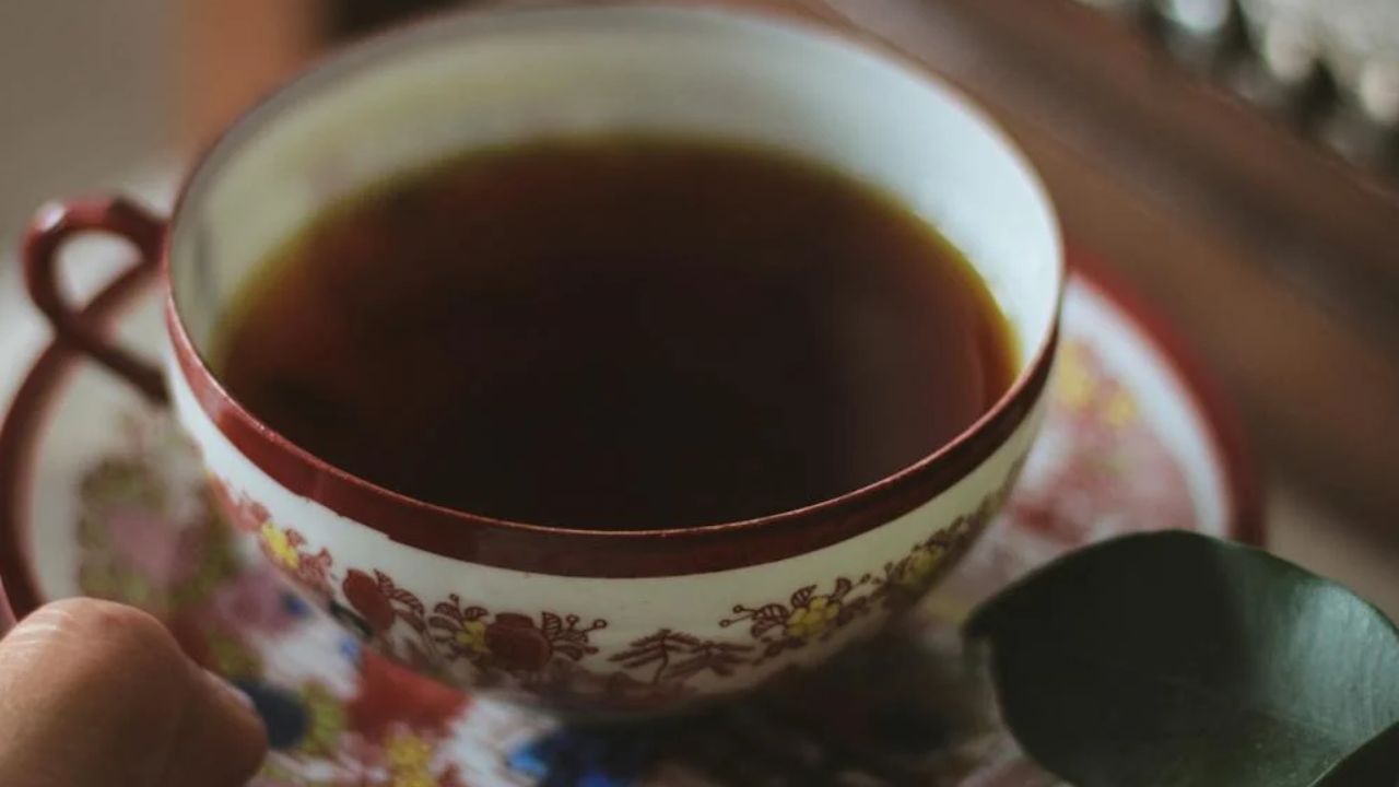 Health Benefits of Lotus Leaf Tea: यहां जानें इसे बनाने का सही तरीका